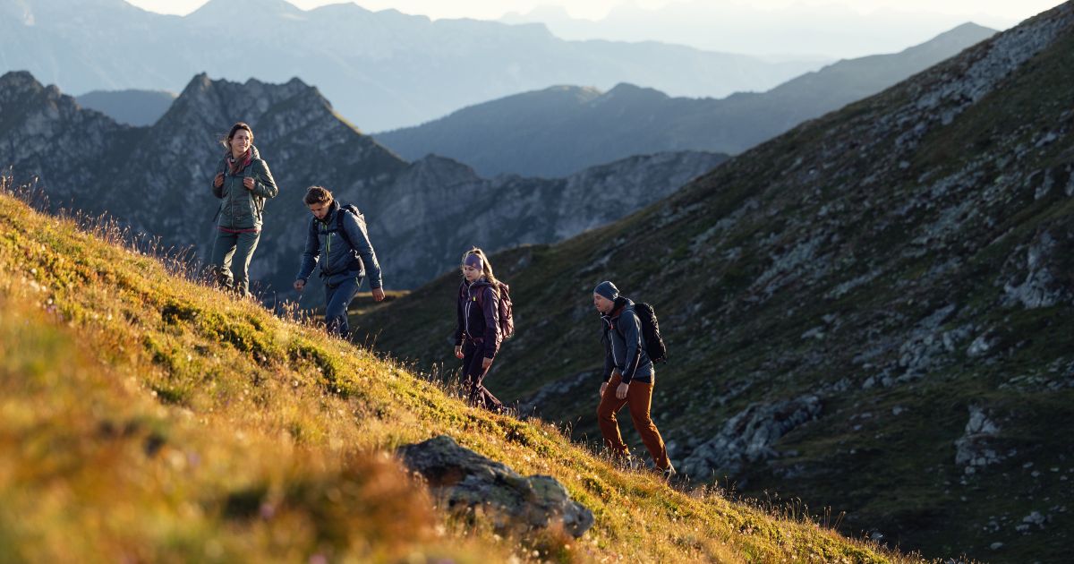 Climbing equipment in Lofer | INTERSPORT Sturm